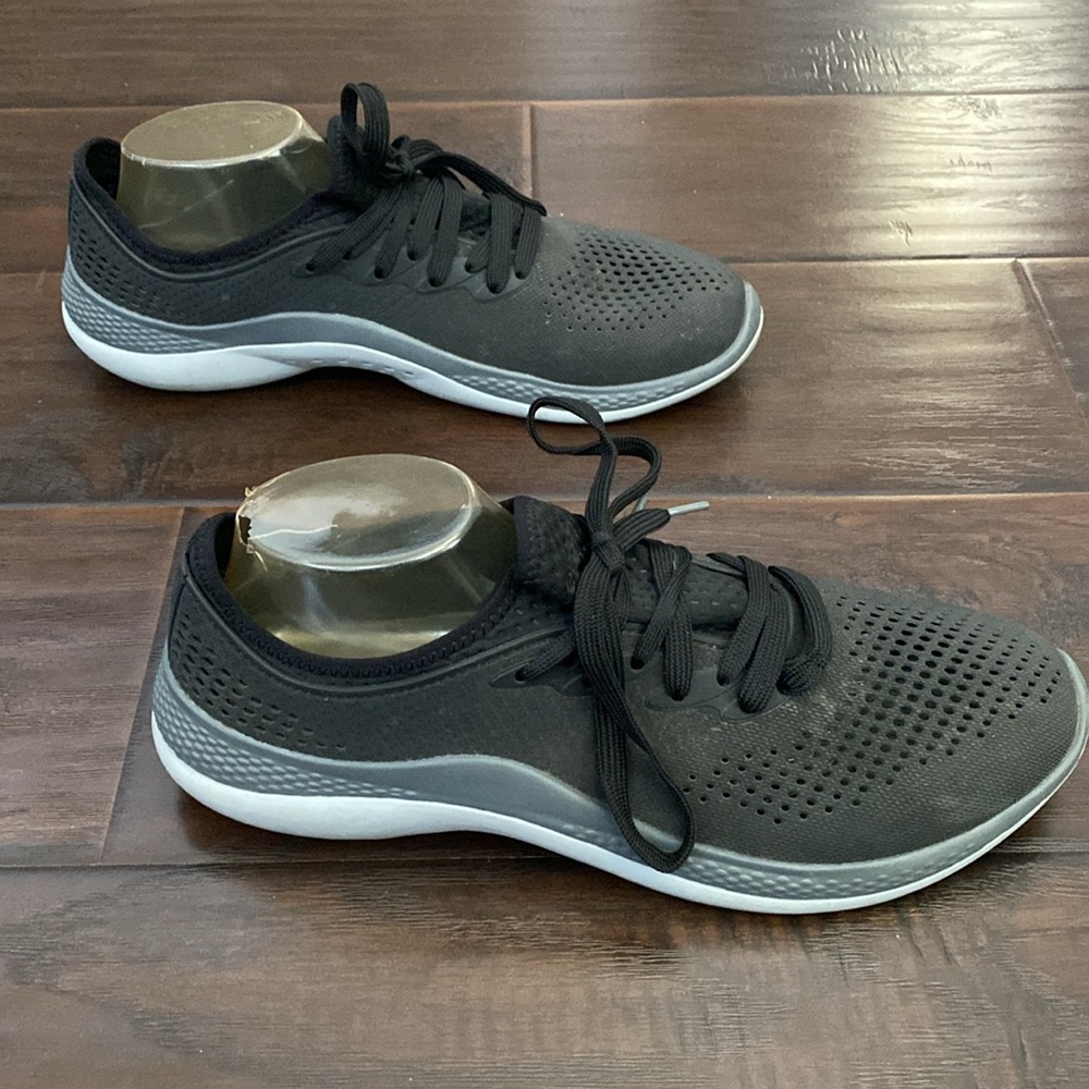 Crocs Literide Men's Black Lace Up Shoe Size 10 - Gem